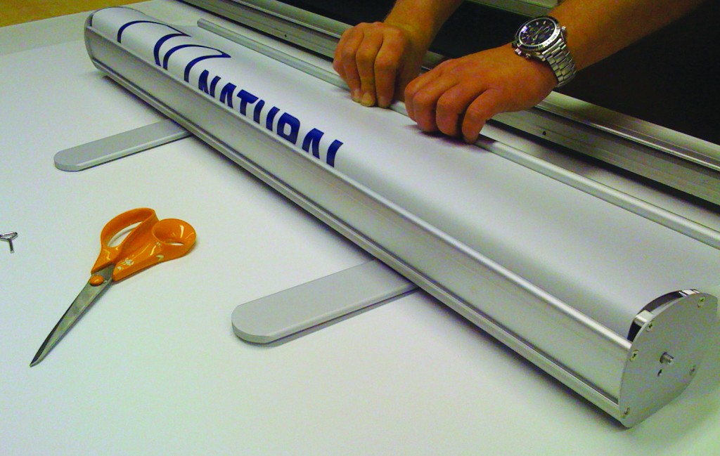 How to change graphics on a roller banner stand | Blog | Printdesigns